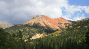 Red Mountain Pass, a beautiful road in Colorado - Roadstotravel