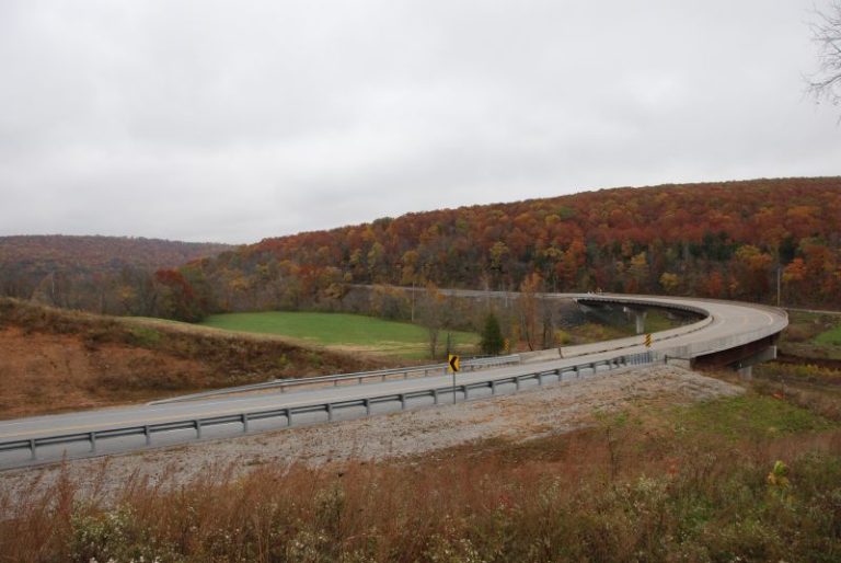 Exploring the Arkansas Pig Trail: A Scenic Journey